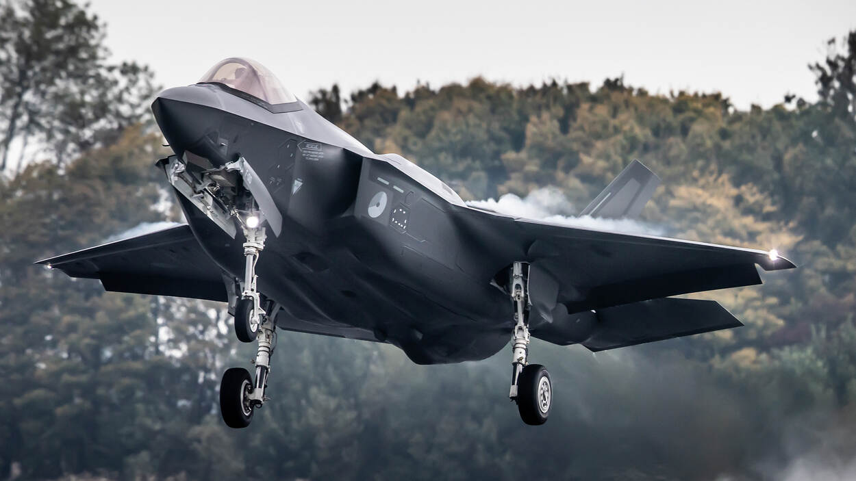 Can we still trust the F35 fighter jet?
